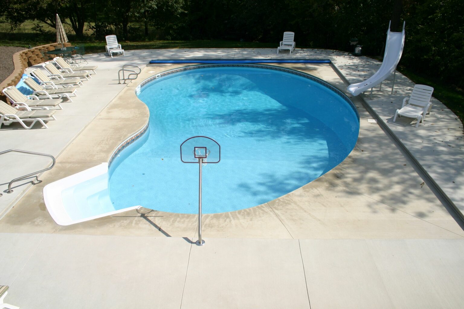 Aquarius Pools & Spas - Shop Pools & Hot Tubs in Lafayette